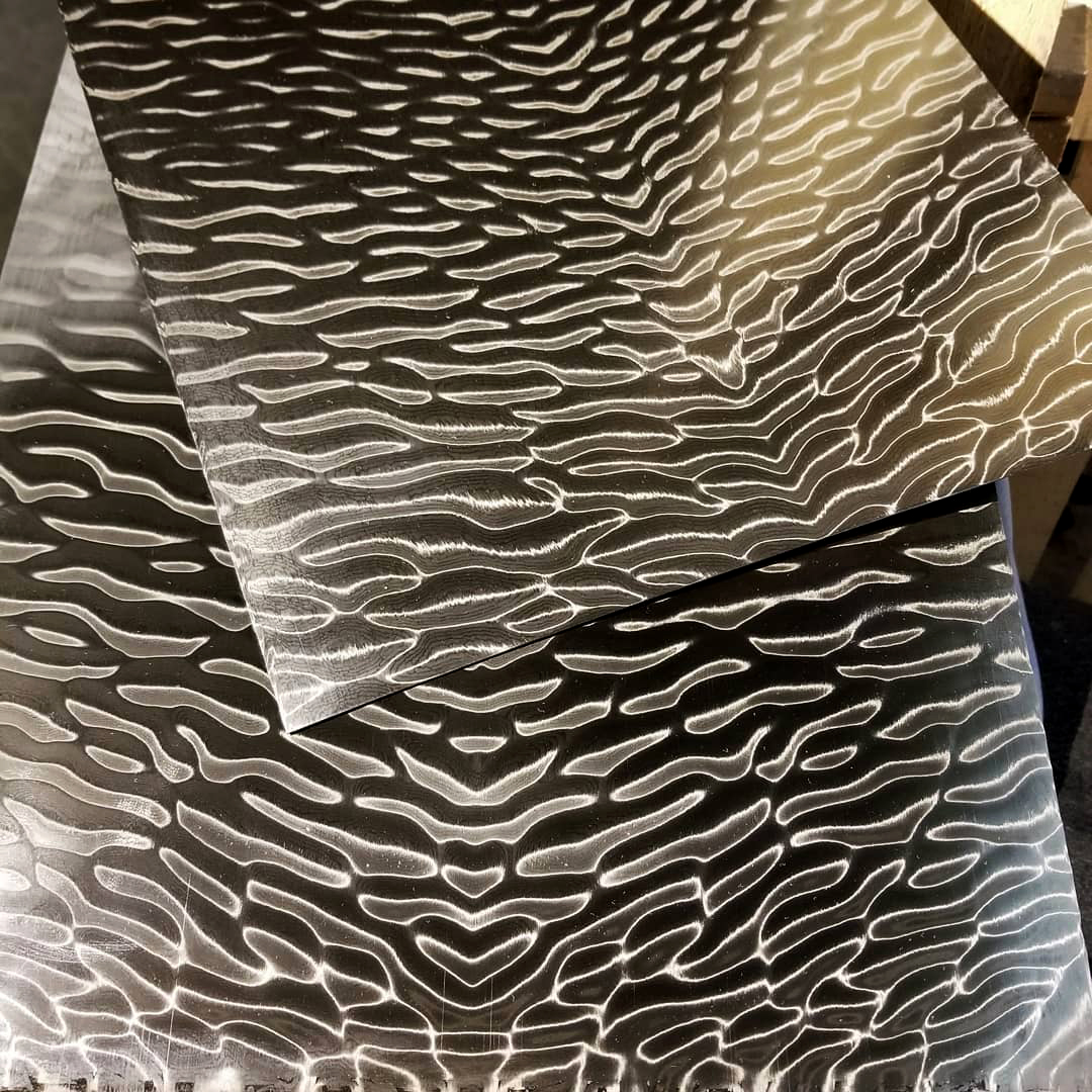 Dichrolam -- Visually Interactive Composites