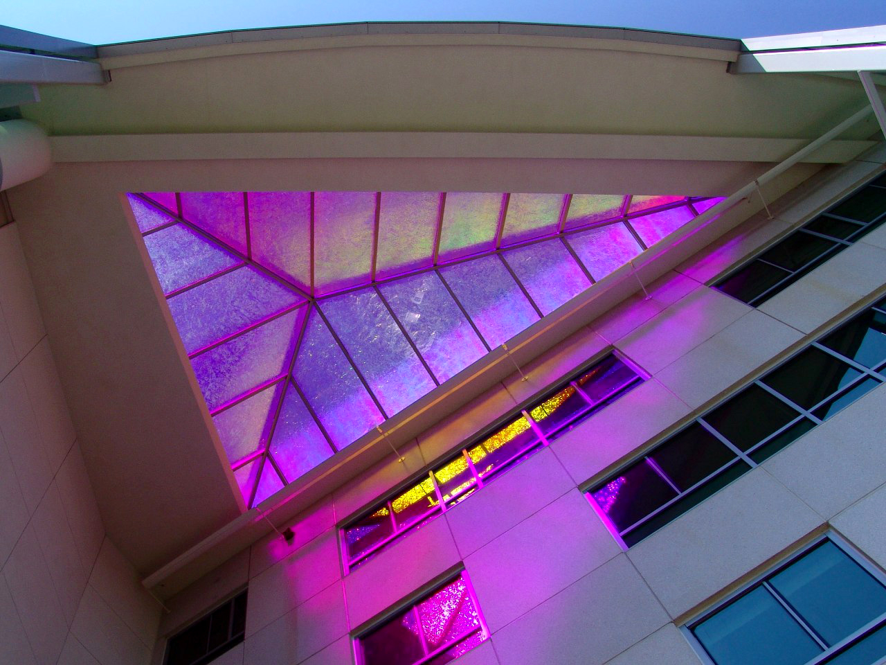 Dichrolam Products Image Gallery